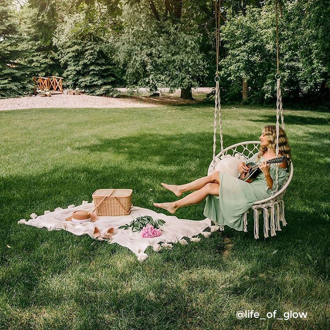 Glamping? Nah, It's Time for a Glam Picnic